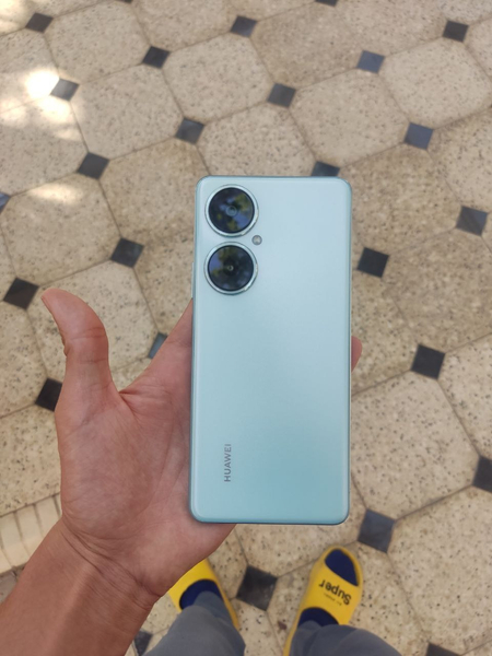 Huawei nova 11i.