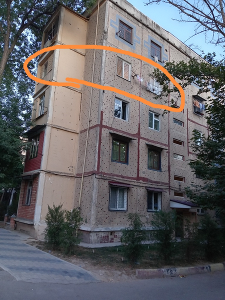Продаётся 1-комнатная квартира! Массив-5.