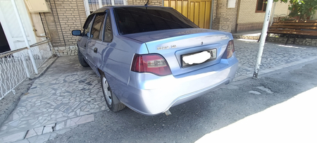 Nexia 2 1.6 sotiladi