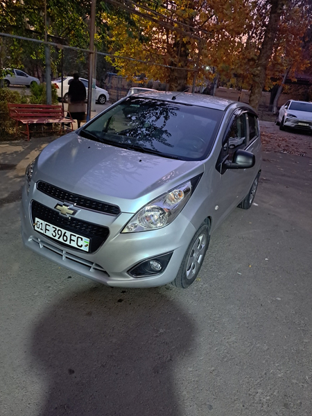 Spark avtomat sotiladi. Прдаетца автомабил спарк