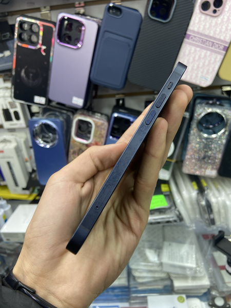 iPhone 12 64Gb icloud