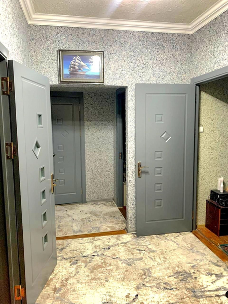 Продаётся карасу -1 4х комнатная квартира