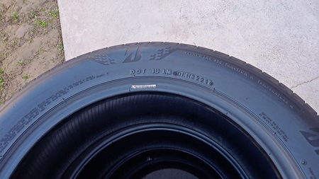 215 55 R17 Shina Brijistone