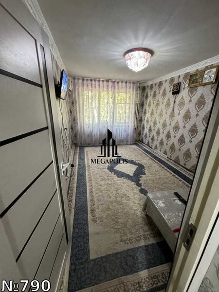 guliverdan 2 xonali kvartira sotiladi   №790
