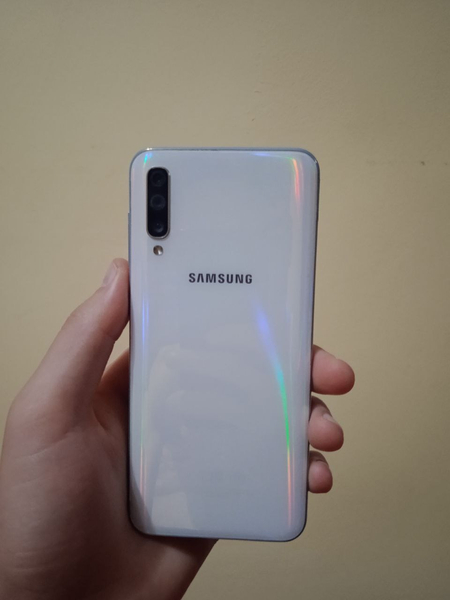 Samsung A50 kafolati bilan