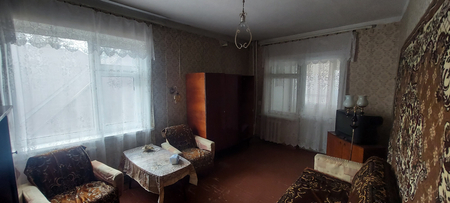 Продаётся  1 ком. Квартира  в центре  города 2 этаж 45 квадрататов