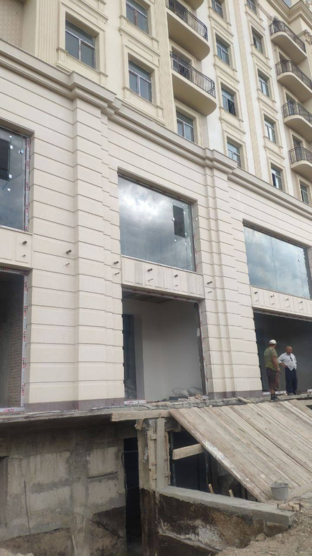 Binolar fasad qismiga granit toshlar zinalar zavo'dan to'g'ridan