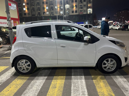 Spark sotiladi s