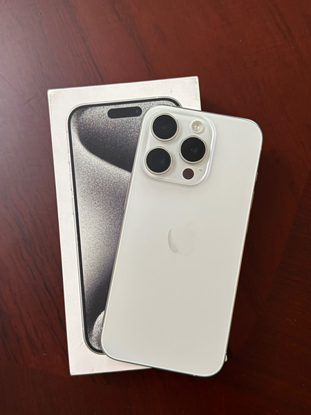 iPhone 15 pro с гарантией