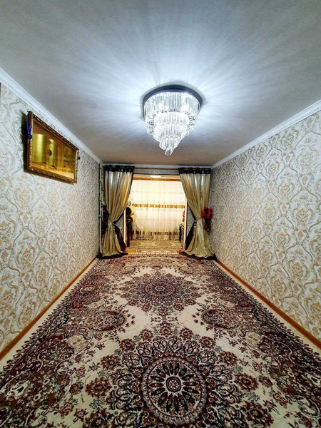 Срочно продаётся квартира. 4хком. 1-Этаж