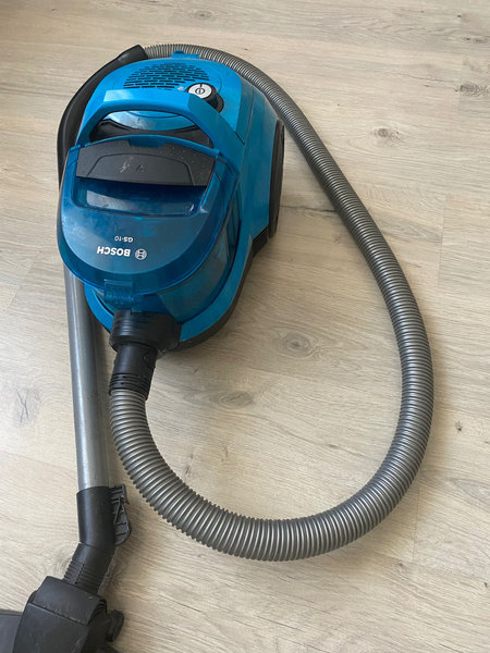 Пылесос Bosch GS 10