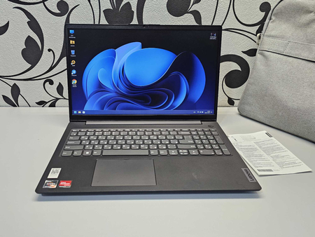 ПРОДАМ Lenovo V15-G2ALC 2024 Ноутбук Ryzen™3-5300U/8GB/256SSD/15.6