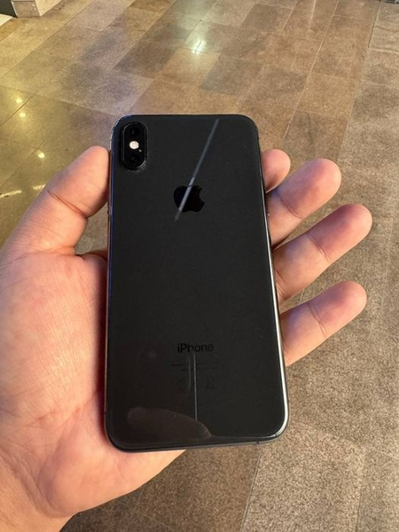 Iphone Xs qora 64 gb