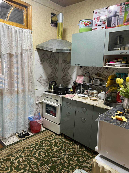СРОЧНО !! Продаётся квартира в Яшнабаде 2/2/4 ( 60 кв/м ) Авиасозлар 1