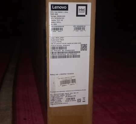 Lenovo v15 noutbook