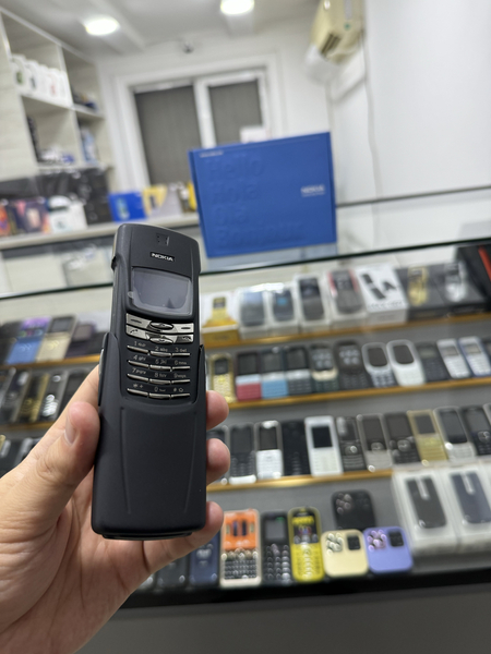 Nokia 8910 новый гарантия бор