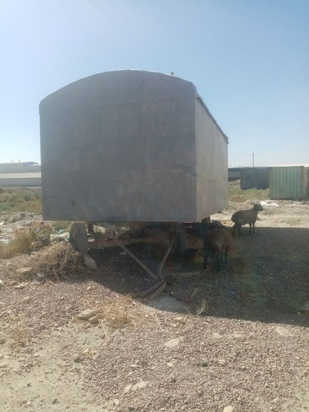 Vagon tortib yuriydigon