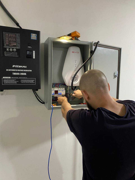 elektromobil ustanovka Установка зарядное устройство  byd tashkent