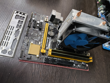 Biostar H110+i3 6100+16Gb