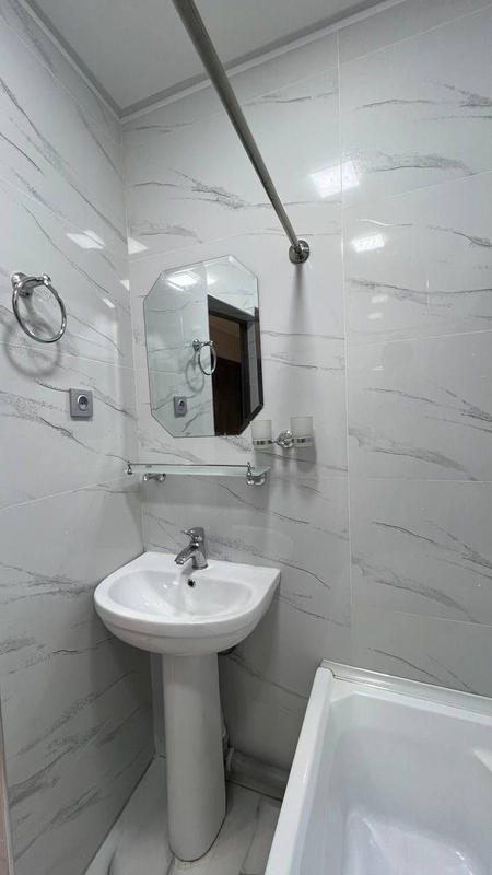 Ц5 2х3/2/4 Евро ремонт,мебель, техника, балкон 2×6 пл.55м2
