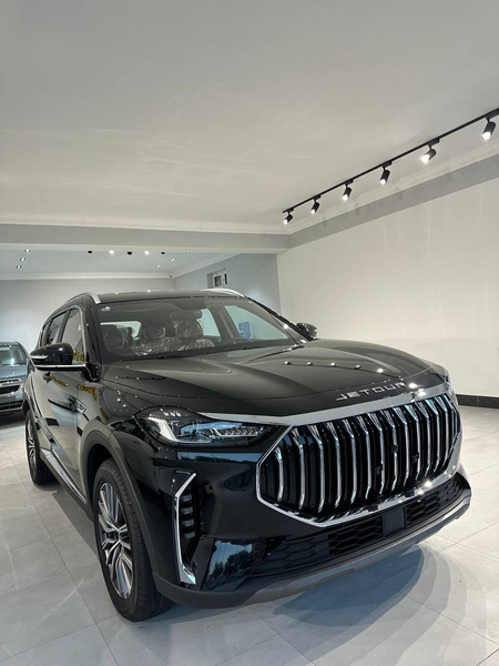JETUOR X70plus 7 кишилик крассовер