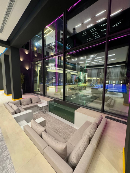Beverly hills premium house