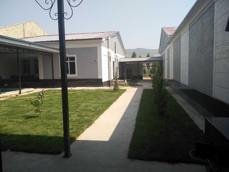 Dacha Qizilsuv Charvak
