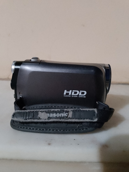 Panasonic kamera, srochno pul kerak,holati yangi 50x zoomga oladi