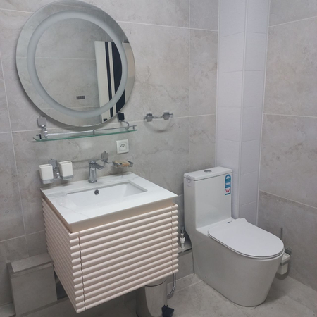 Bibigonda 2 3 xona qilingan kvartira bor