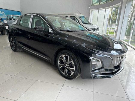 Легковой электромобиль HONGQI E-QM5