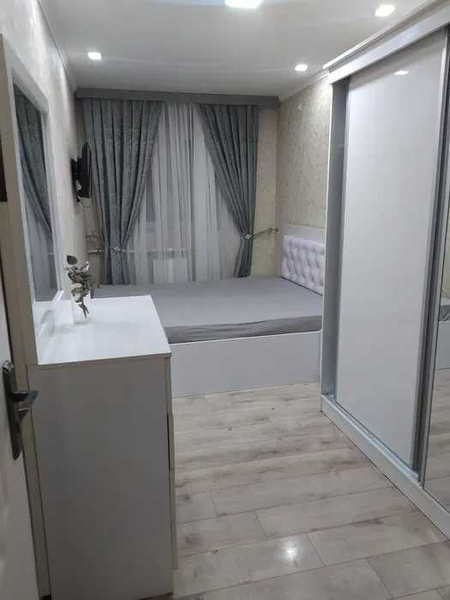 Аренда квартиры на Новомосковская  2в3хком ID:KM262