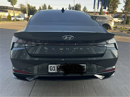 Продается Hyundai Elantra (CN7)