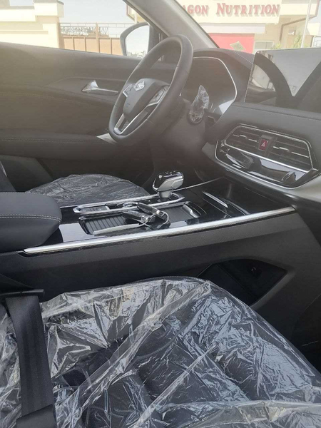 JAC JS8 Кроссовер