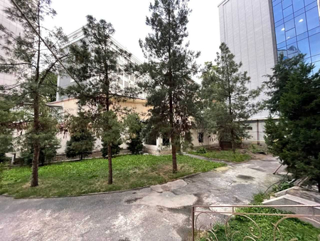 Toshkentda studiya format kvartira oling.  208 м² 8/9.Mirobod (J2655)