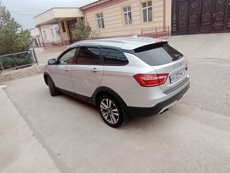 Lada Vesta SW Cross