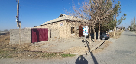 Hovli sotiladi narpayda
