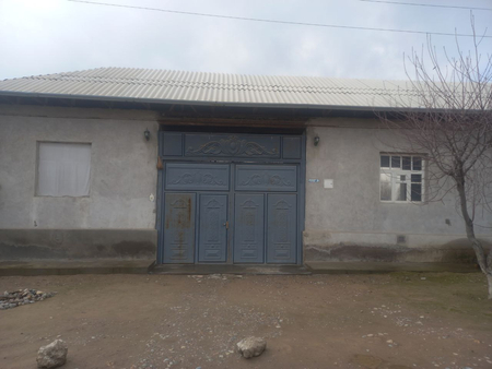 Продается дом в Янгиюльском районе.