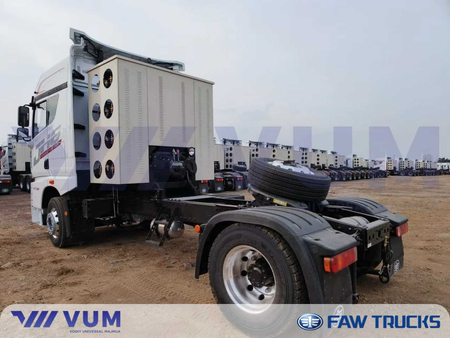 Седельный тягач FAW 4х2 CNG Метан подушка