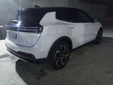 ENOVATE MI 7 Elektromobil sotiladi