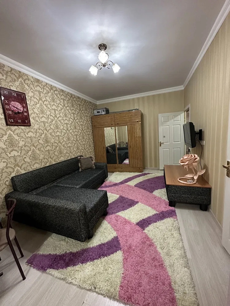 Сдается Уютная 1в2 комнатная, Чиланзар 11 кв!