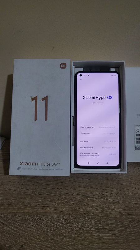 Xiaomi 11 Lite  5G NE 8+4