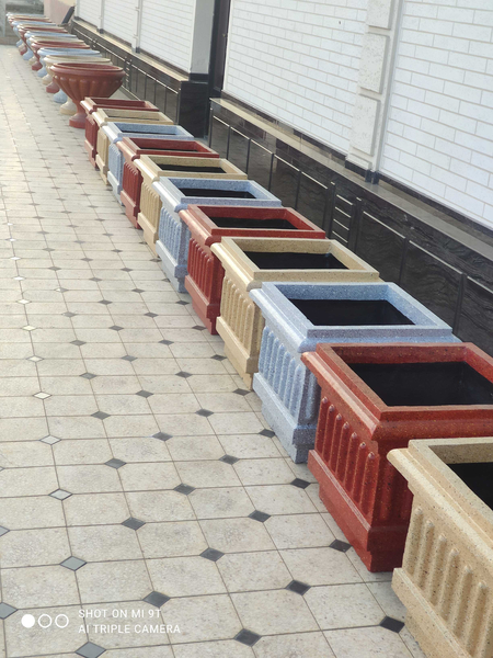 Betondan yasalgan Gultuvaklarni buyurtma asosida tayyorlab beramiz.
