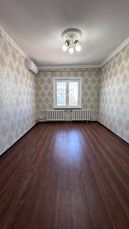 Продаётся квартира Юнусабад 19кв 1/5/5