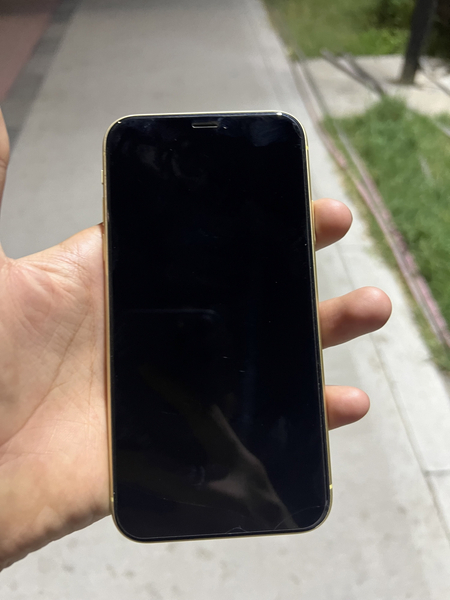 iphone XR LLA.