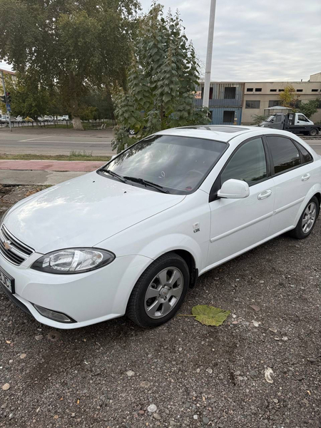 Chevrolet Jentra 1.5