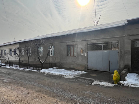 Янги аргиндан ховли