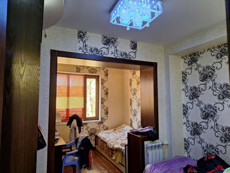Срочно 4х Прадаётся Навай цент Базар 75м² квадратов кирпичный дом
