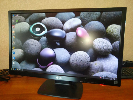 Тонкие LG 24 дюйма FullHD в количестве в отличном состоянии (VGA, DVI)