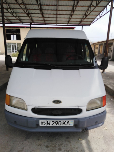 Ford sotiladi 1995 yil 85 mln yana kelishamizl, xadavoy, salon