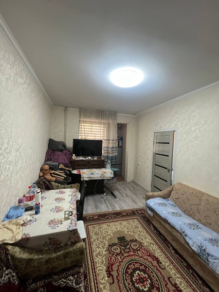 Срочно продажа Массив Ялангач 1в2/1/4 балкон 1.5/3